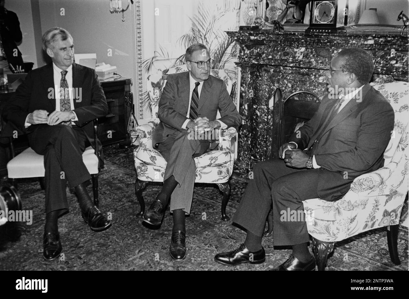 Sen. John Danforth, R-Mo., Sen. George Mitchell, D-Maine and new ...