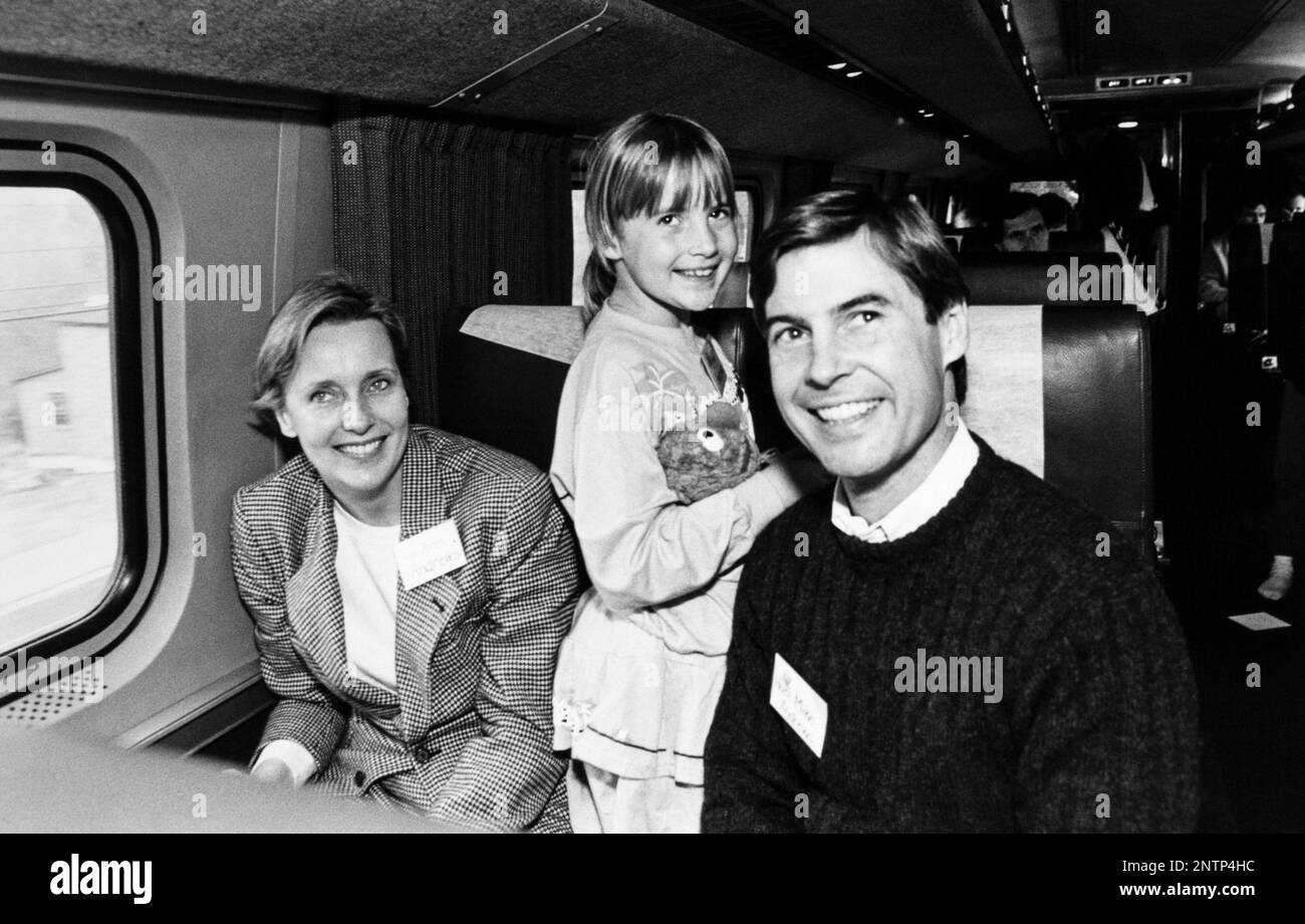Rep. Michael A. Andrews from Texas with his wife, Ann, and daughter ...
