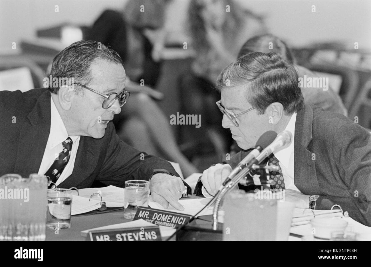 Sen pete domenici Black and White Stock Photos & Images - Alamy