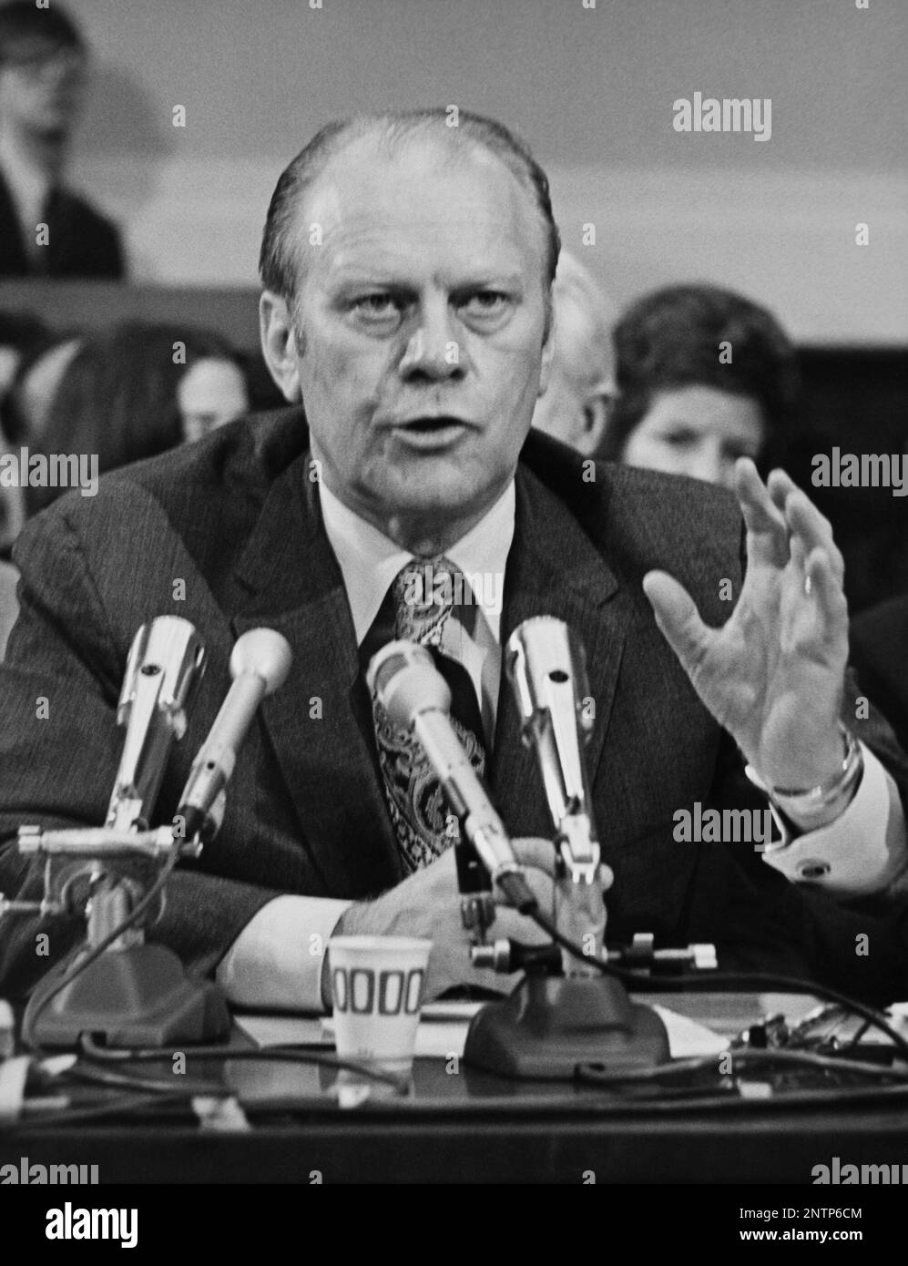 Gerald Rudolph Ford talking over microphone. (Photo by Dev O'Neill/CQ ...
