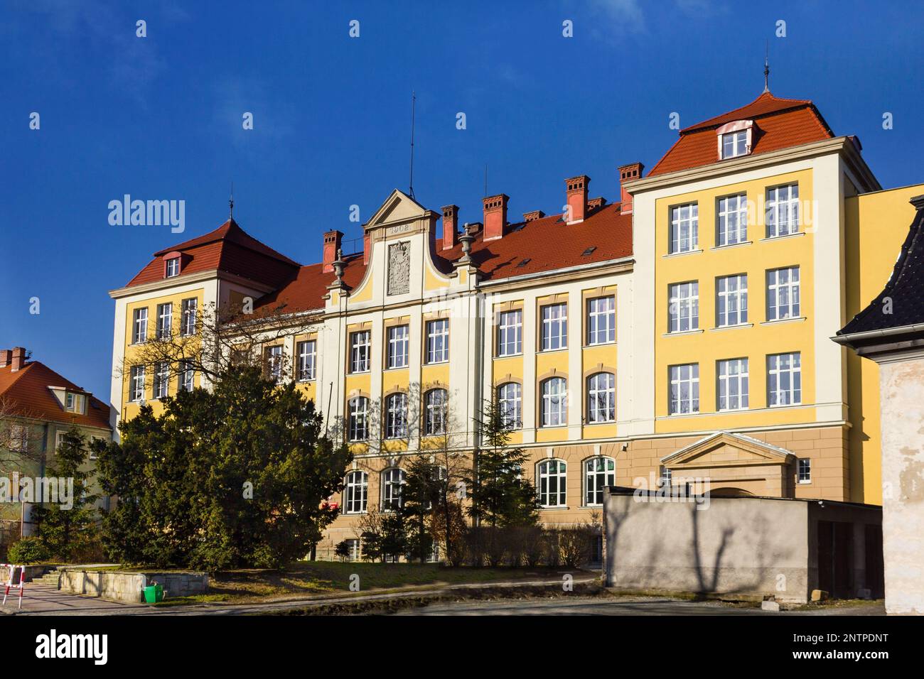 Monument in the old town in Bystrzyca Klodzka Poland Stock Photo - Alamy