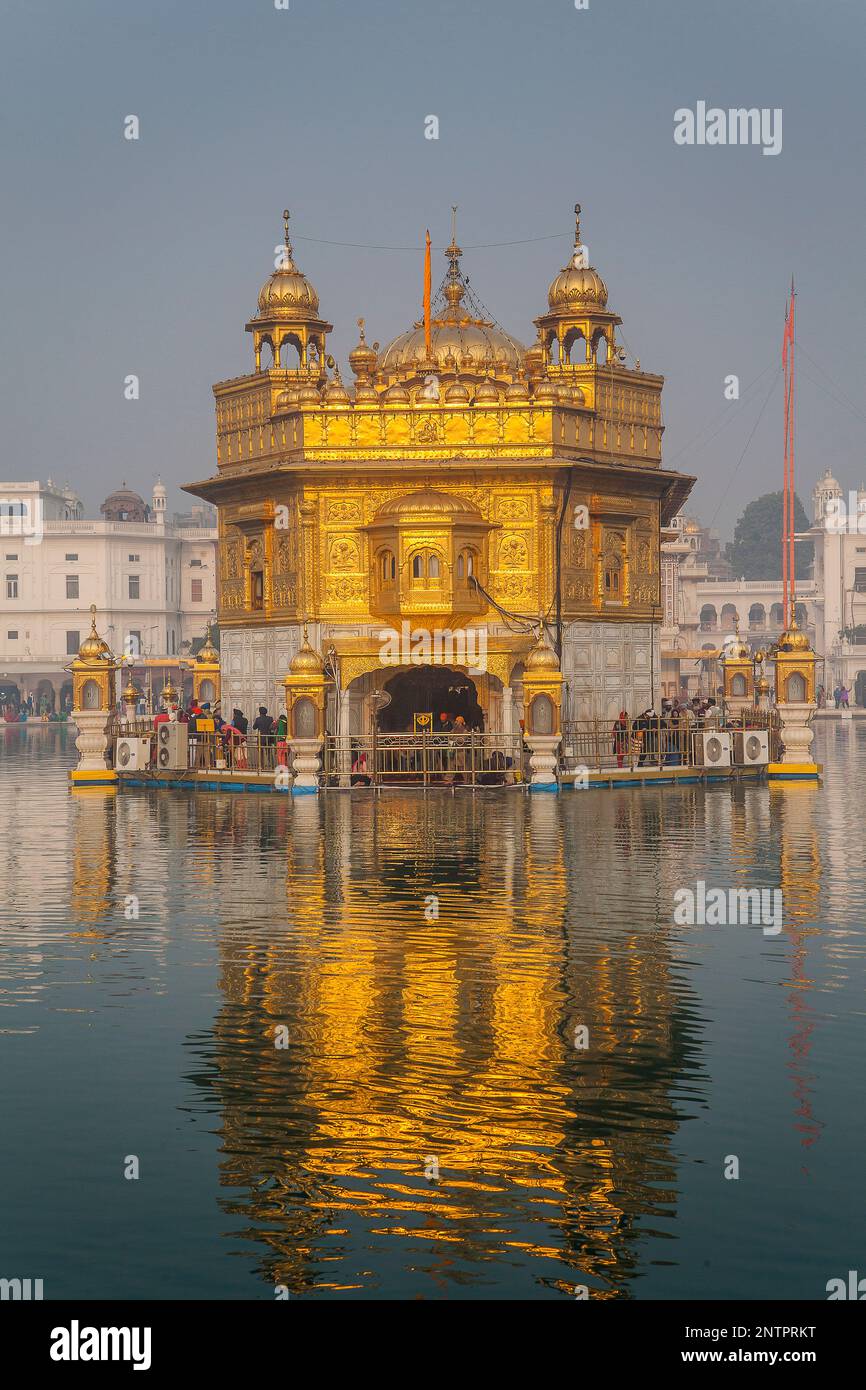 India punjab state amritsar harmandir hi-res stock photography and ...