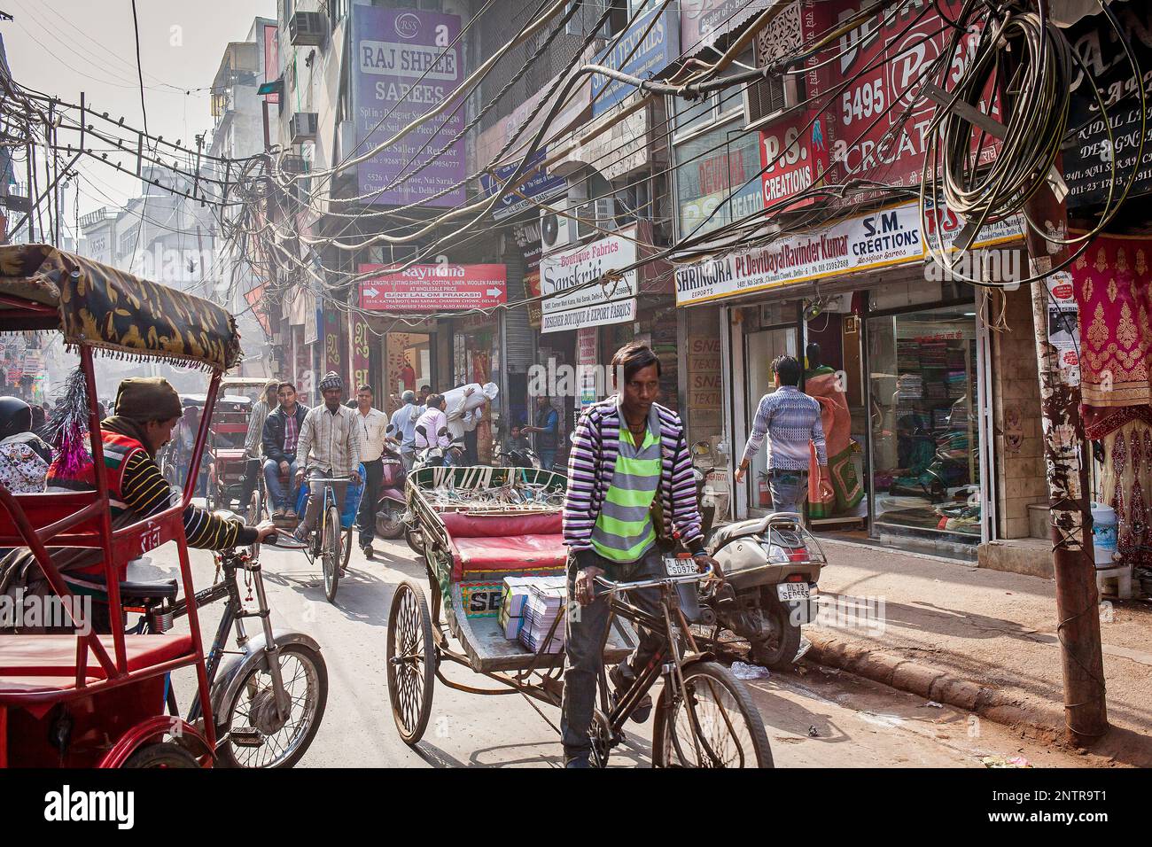 Nai sarak road hi-res stock photography and images - Alamy