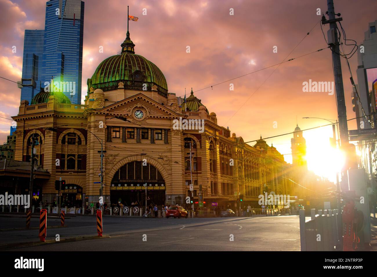 Flinders Street Station Stock Photo - Alamy