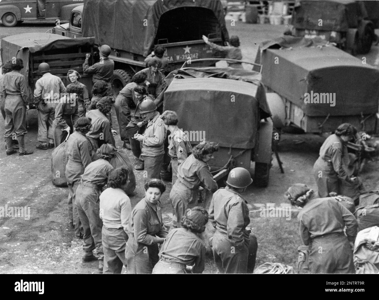Waac uniform Black and White Stock Photos & Images - Alamy