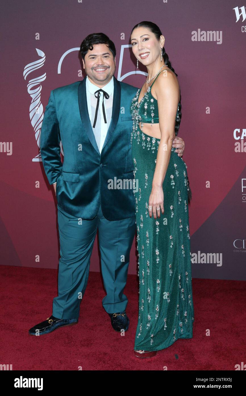 LOS ANGELES - FEB 27: Harvey Guillen, Laura Montgomery at the 25th ...