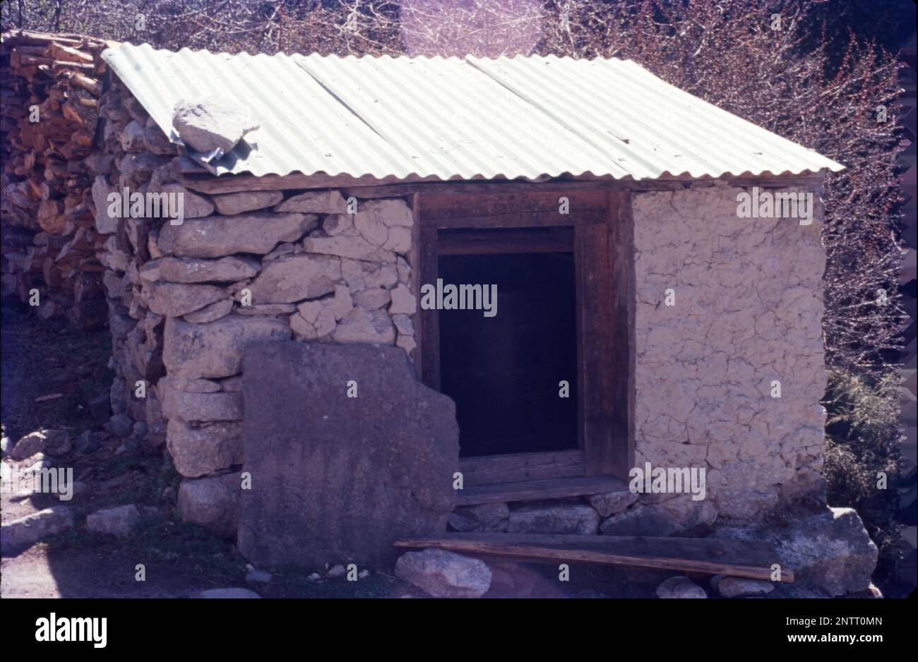 Small Stone House in Jarsole, Nepal, Asia Stock Photo - Alamy