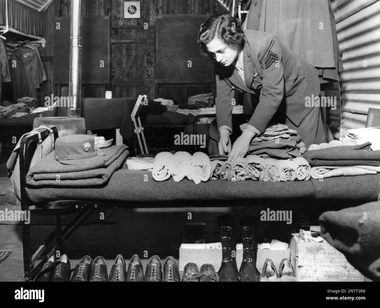 WW2 kit inspection Women's Army Corps USA Stock Photo - Alamy