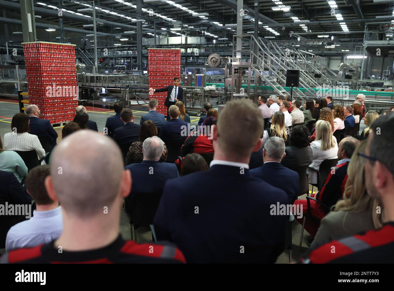 Prime Minister Rishi Sunak holds a Q&A session with local business ...