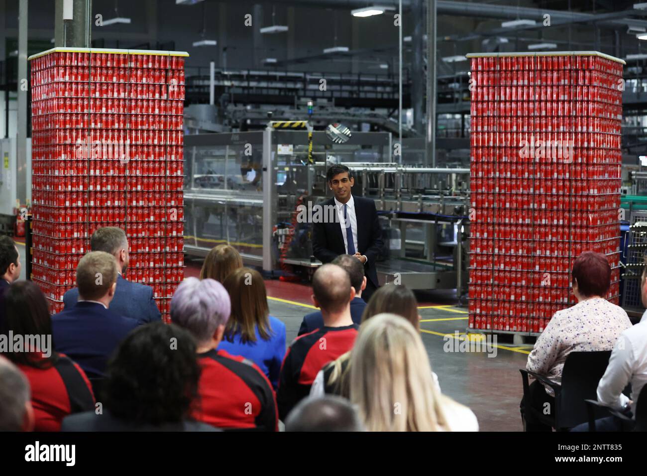 Prime Minister Rishi Sunak holds a Q&A session with local business ...