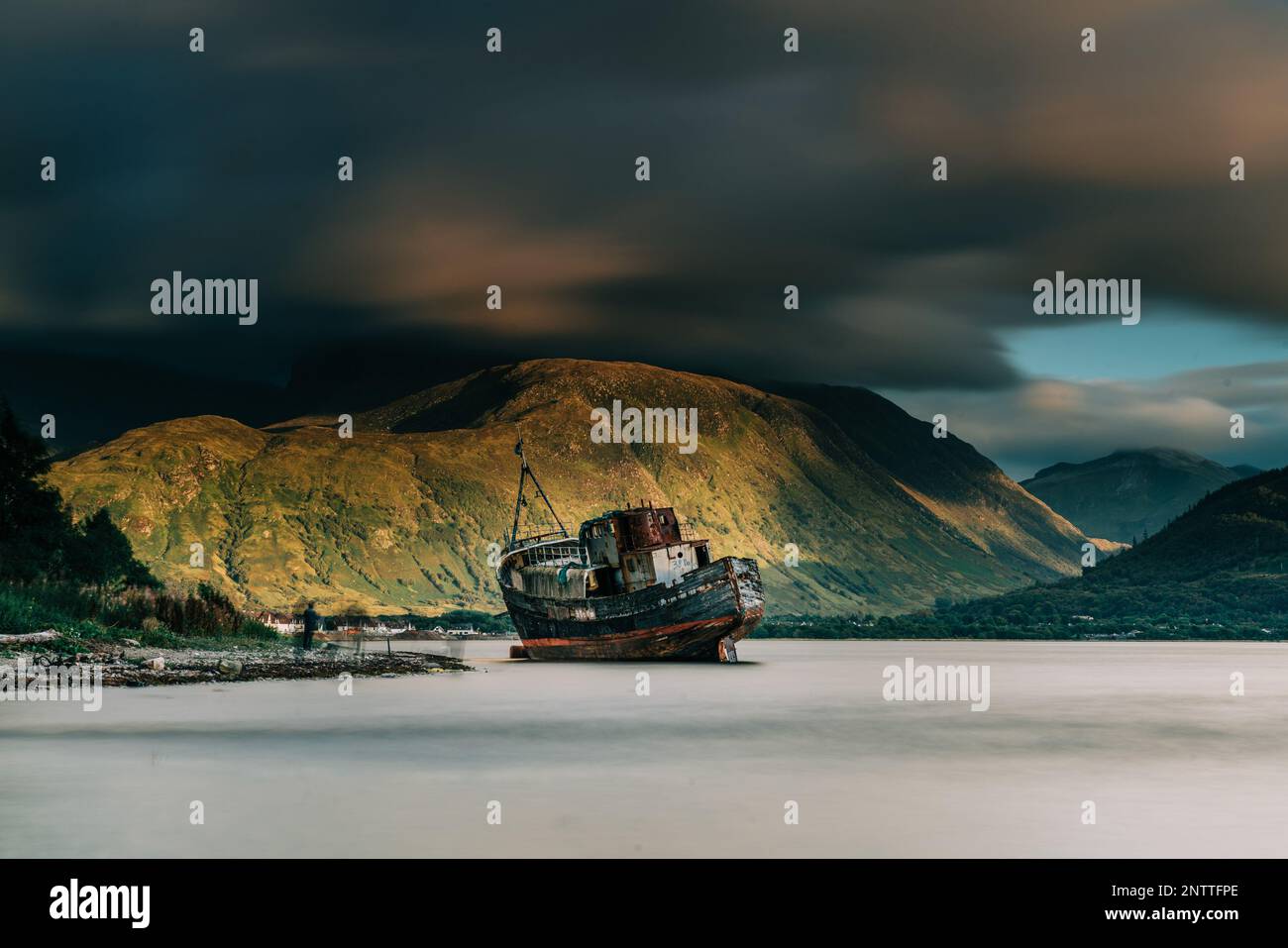 Corpach Shipwreck with Ben Nevis . Rusting remains of the MV Dayspring ...
