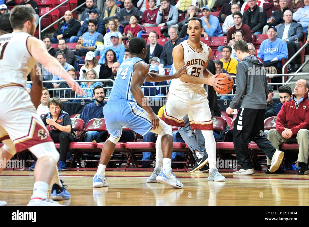 CHESTNUT HILL, MA - MARCH 05: Boston College Eagles guard Jordan ...