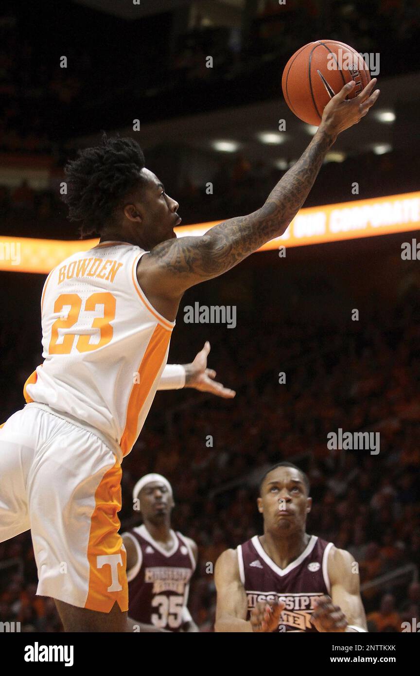 Tennessee's Jordan Bowden drives for a layup against Mississippi State ...