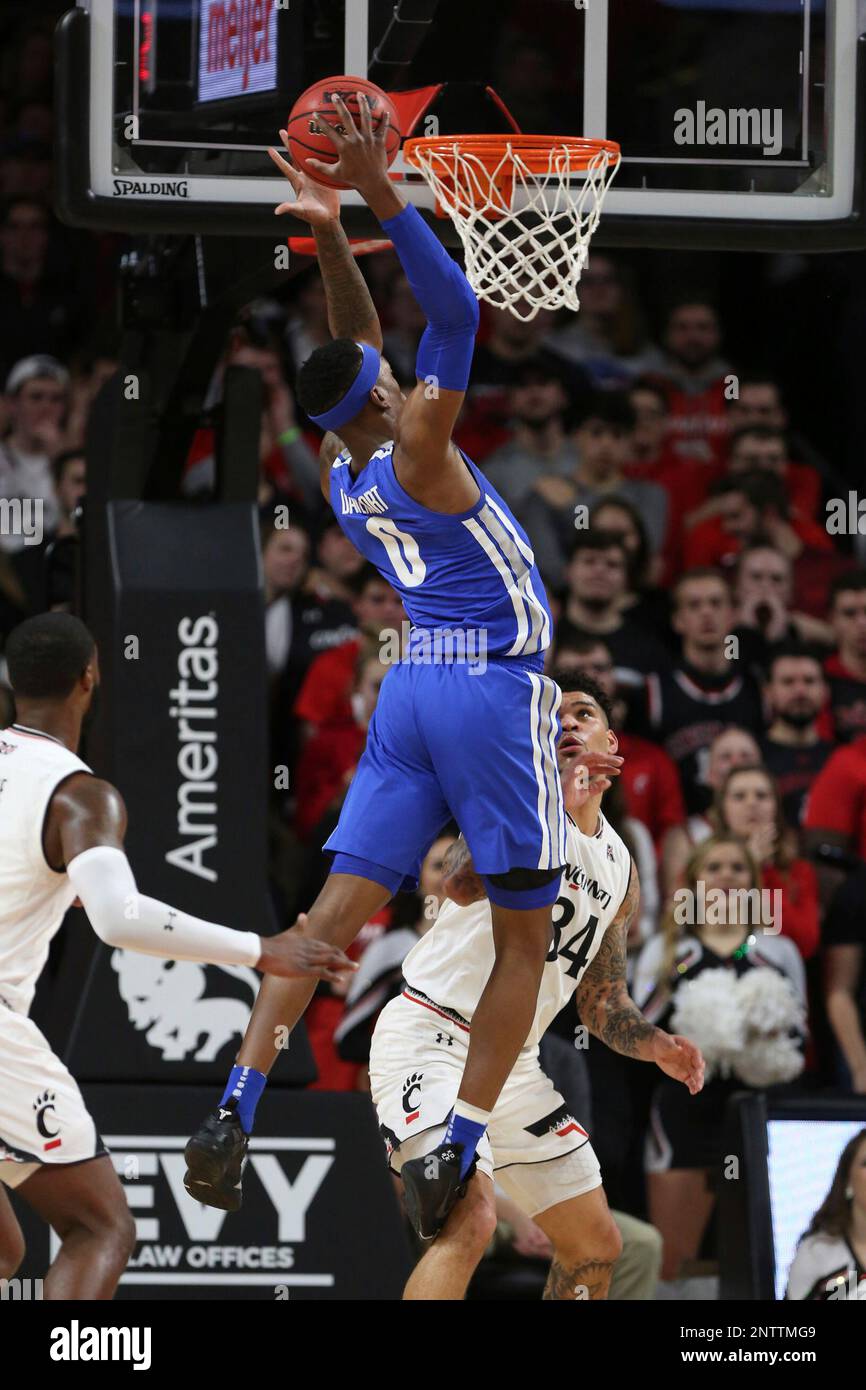 CINCINNATI, OH - MARCH 02: Memphis Tigers forward Kyvon Davenport (0 ...