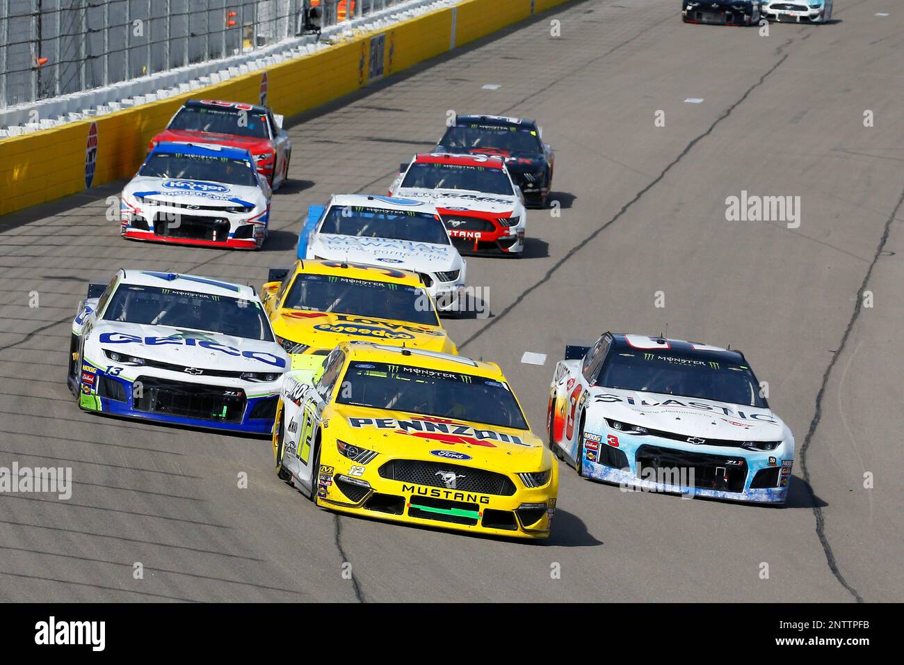 #12: Ryan Blaney, Team Penske, Ford Mustang Menards/Pennzoil Ford, #3 ...