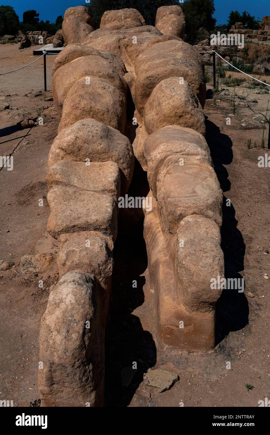 38 telamons hi-res stock photography and images - Alamy