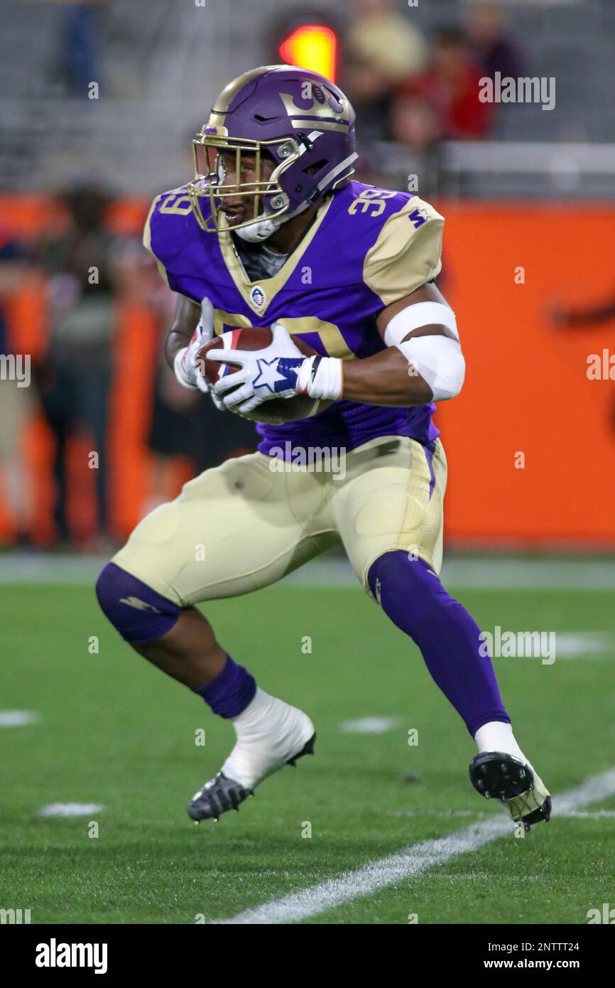 TEMPE, AZ - MARCH 03: Atlanta Legends running back Brandon Radcliff (39 ...