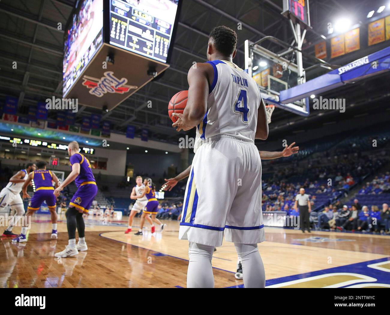 TULSA, OK - MARCH 03: Tulsa Golden Hurricane Guard Sterling Taplin (4 ...