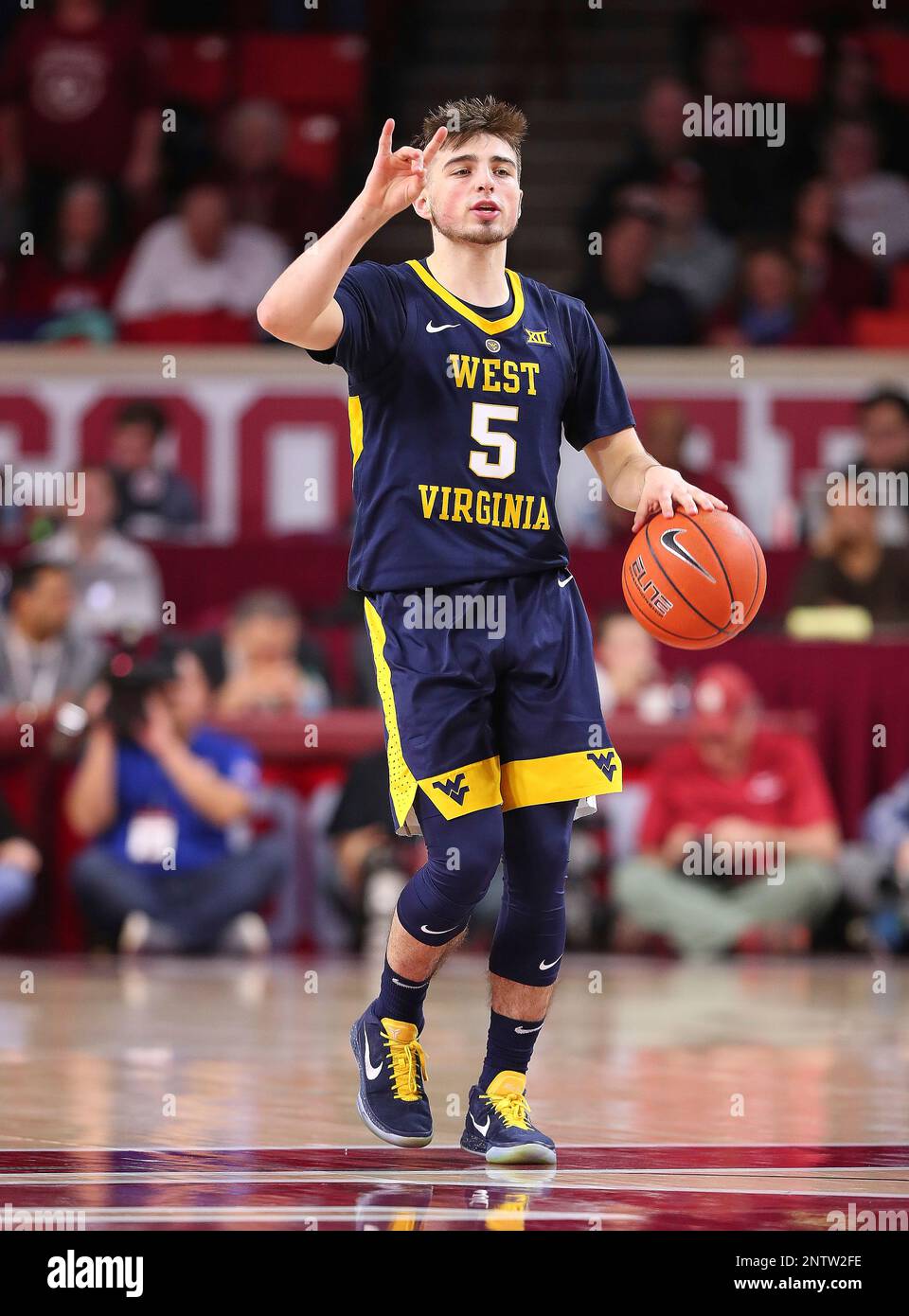 NORMAN, OK - MARCH 02: West Virginia Mountaineers Guard Jordan McCabe ...