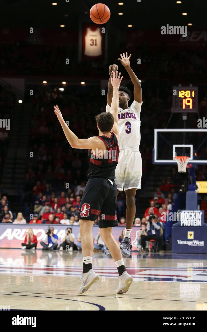 TUCSON, AZ - FEBRUARY 24: Arizona Wildcats guard Dylan Smith (3) shoots ...