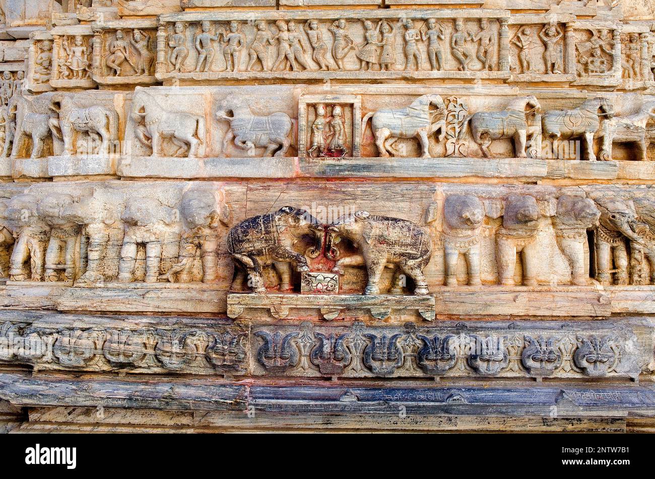 Detail,relief on the exterior wall of the Jagdish Temple,Udaipur ...