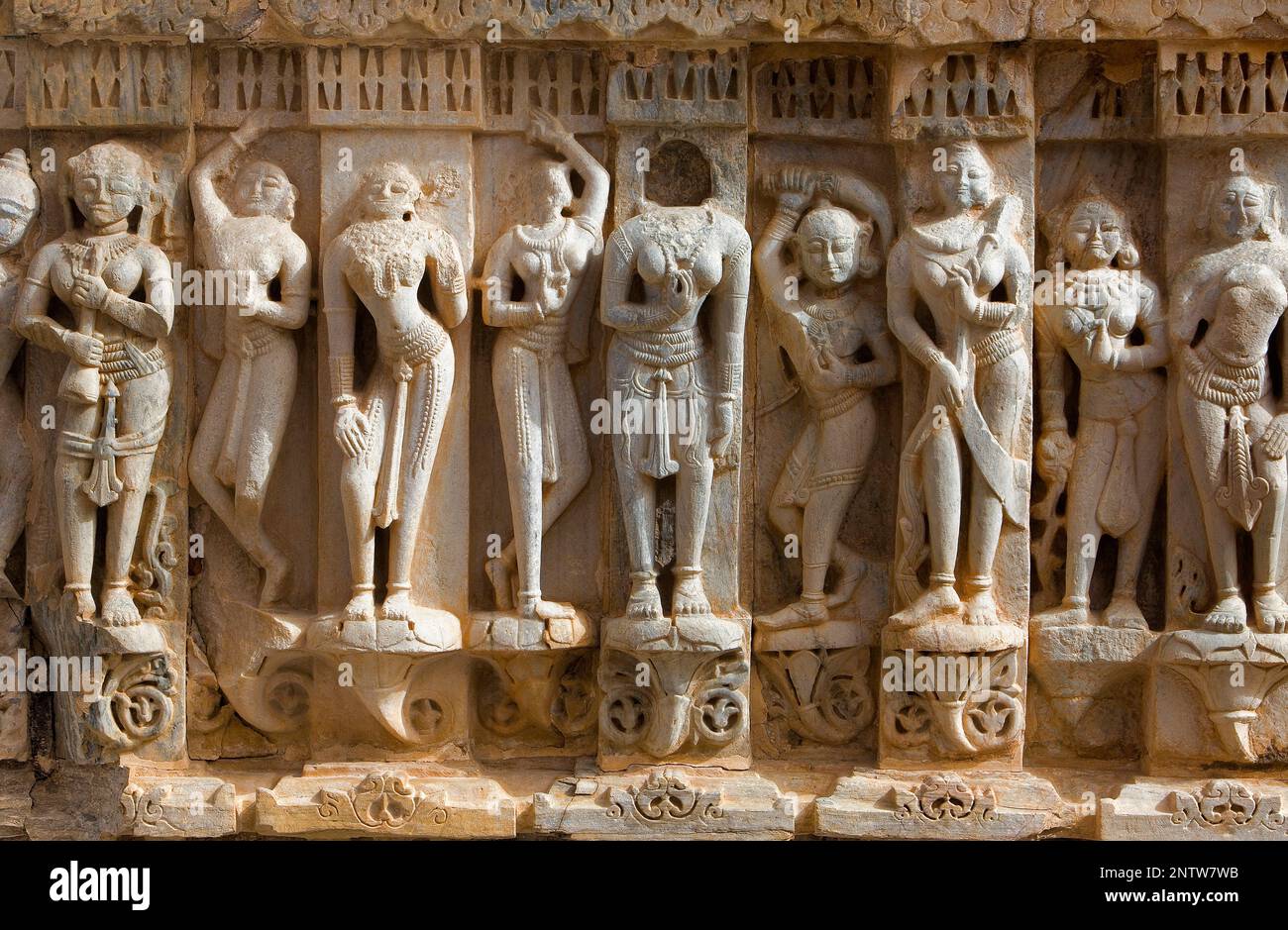 Detail,relief on the exterior wall of the Jagdish Temple,Udaipur ...