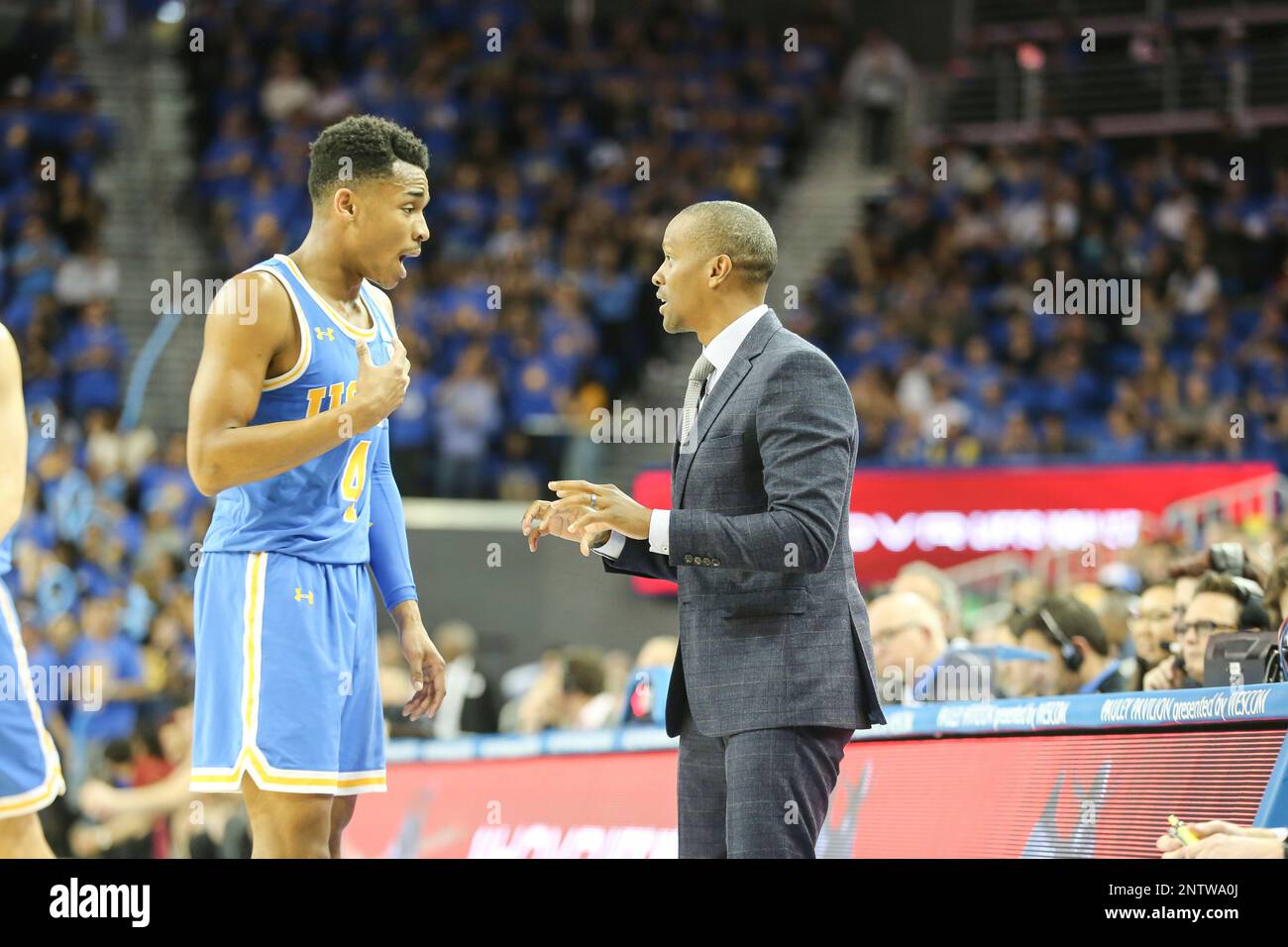 February 28, 2019 Los Angeles, CA..UCLA Bruins guard Jaylen Hands #4 ...