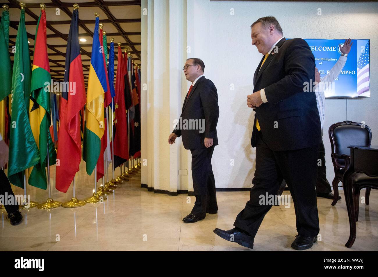 Philippines Foreign Secretary Teodoro Locsin Jr. greets Secretary of ...