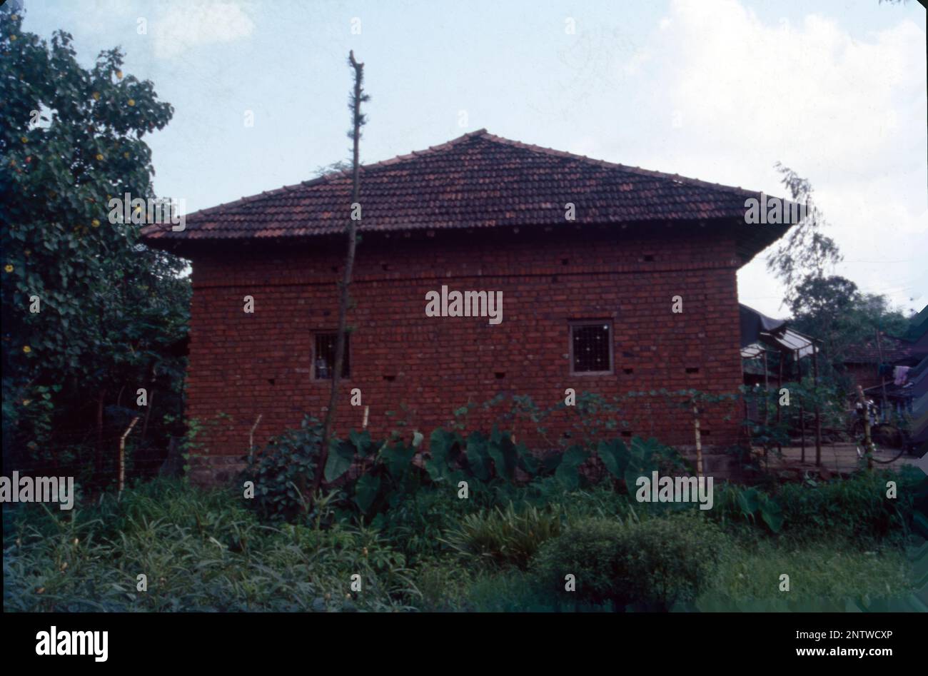 Rural Village Houses in Maharashtra, India Stock Photo - Alamy