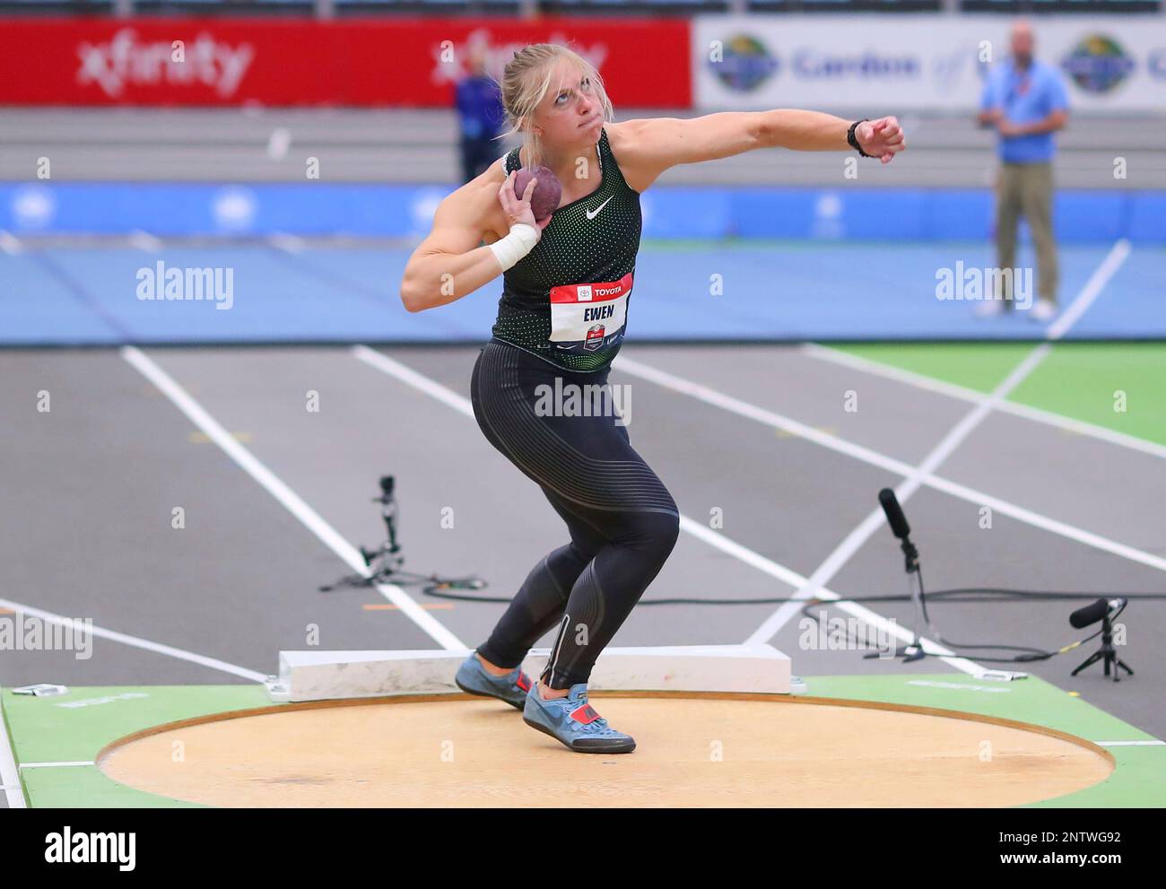 Magdalyn Ewen competes in the shot put final during the USA Indoor ...