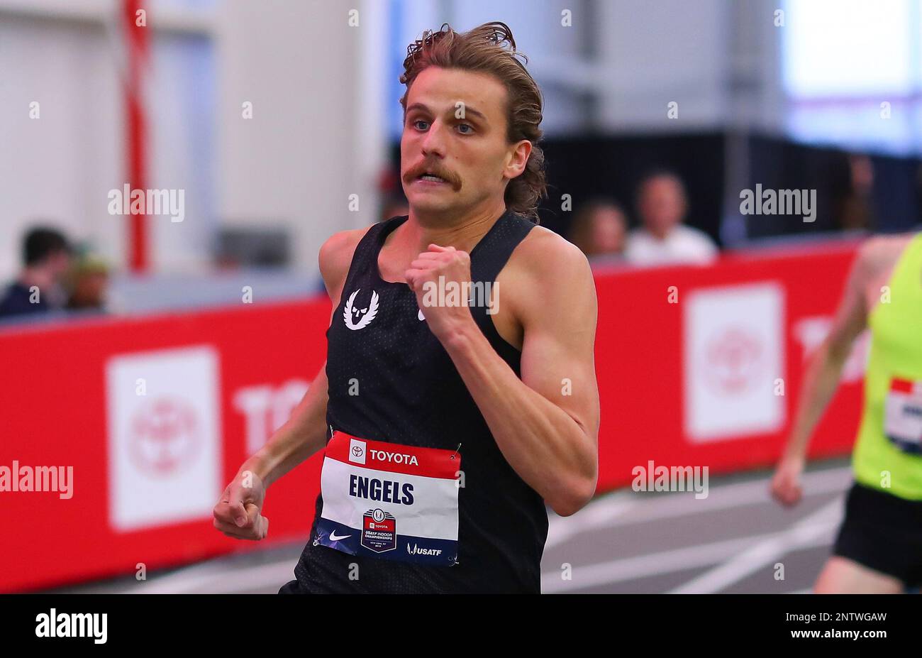 Craig Engels runs in the Toyota Mile run during the USA Indoor Track ...
