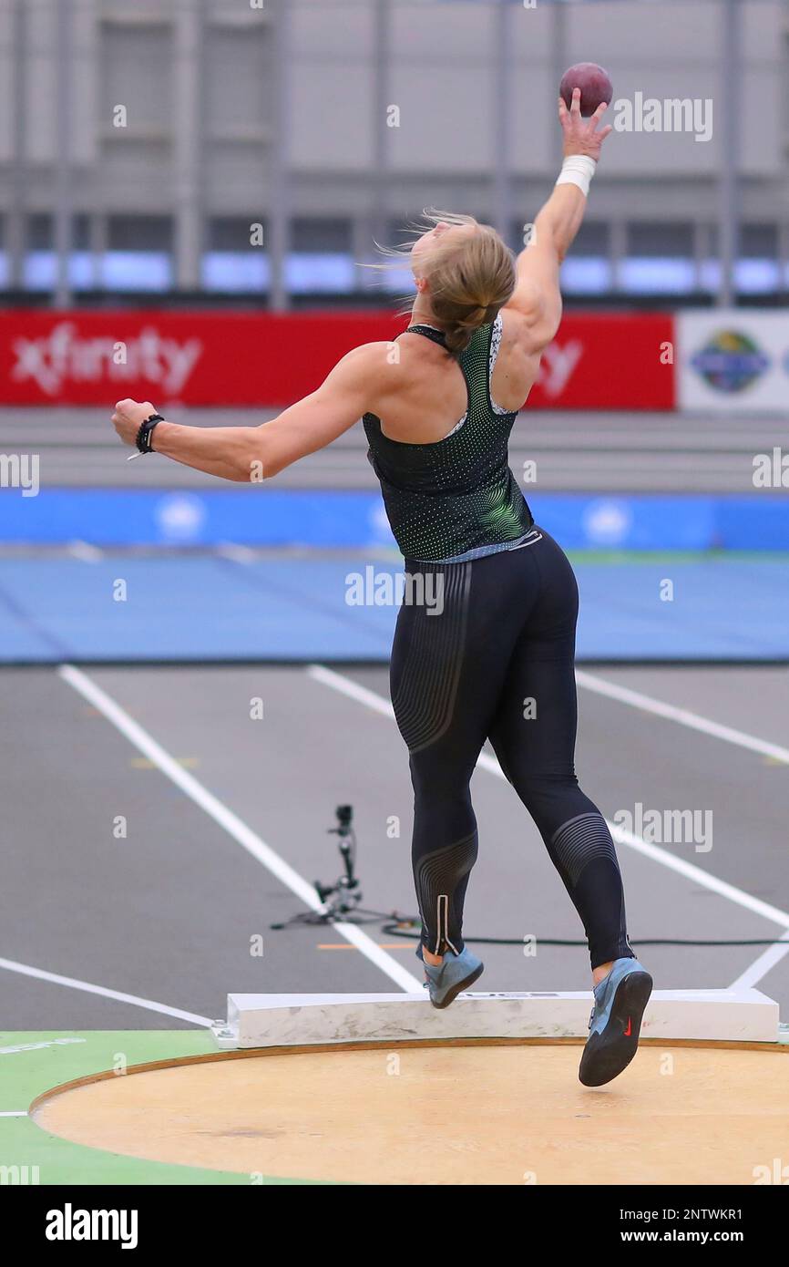 Magdalyn Ewen competes in the shot put final during the USA Indoor ...