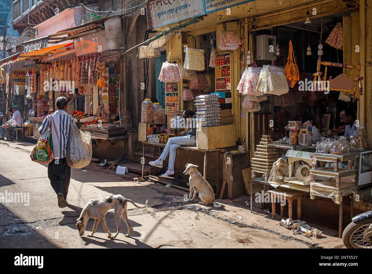 Street scene, in Gotam Nagar street (main street),Historical Center ...