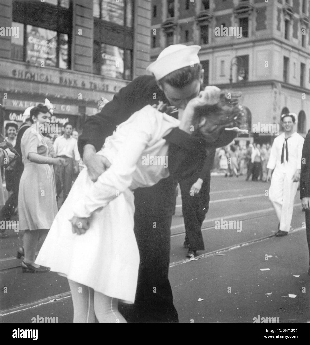 ADDS INFORMATION ABOUT PHOTOGRAPHER- FILE - In this Aug. 14, 1945 file ...