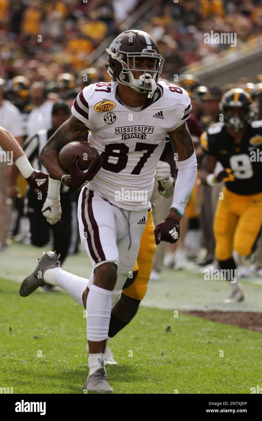 Mississippi State Bulldogs wide receiver Osirus Mitchell (87) gains ...