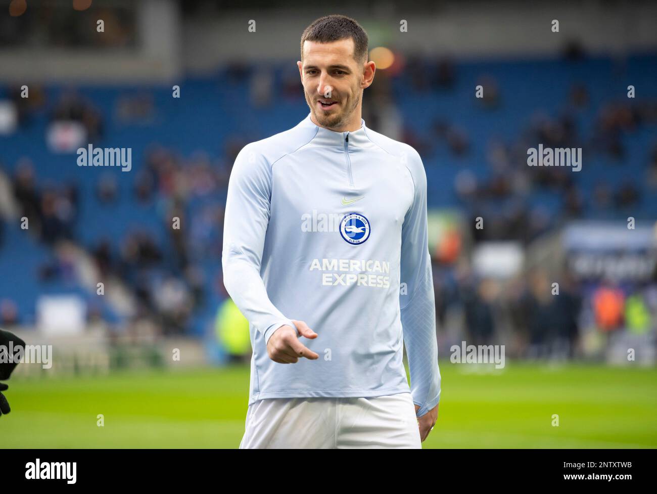 Brighton footballer lewis dunk hi-res stock photography and images - Alamy
