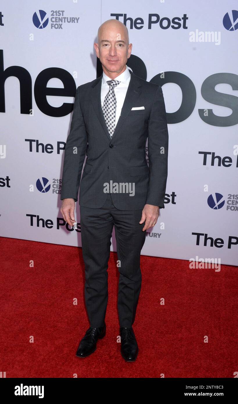 February 12, 2019 - The Jeff Bezos / National Enquirer American Media ...