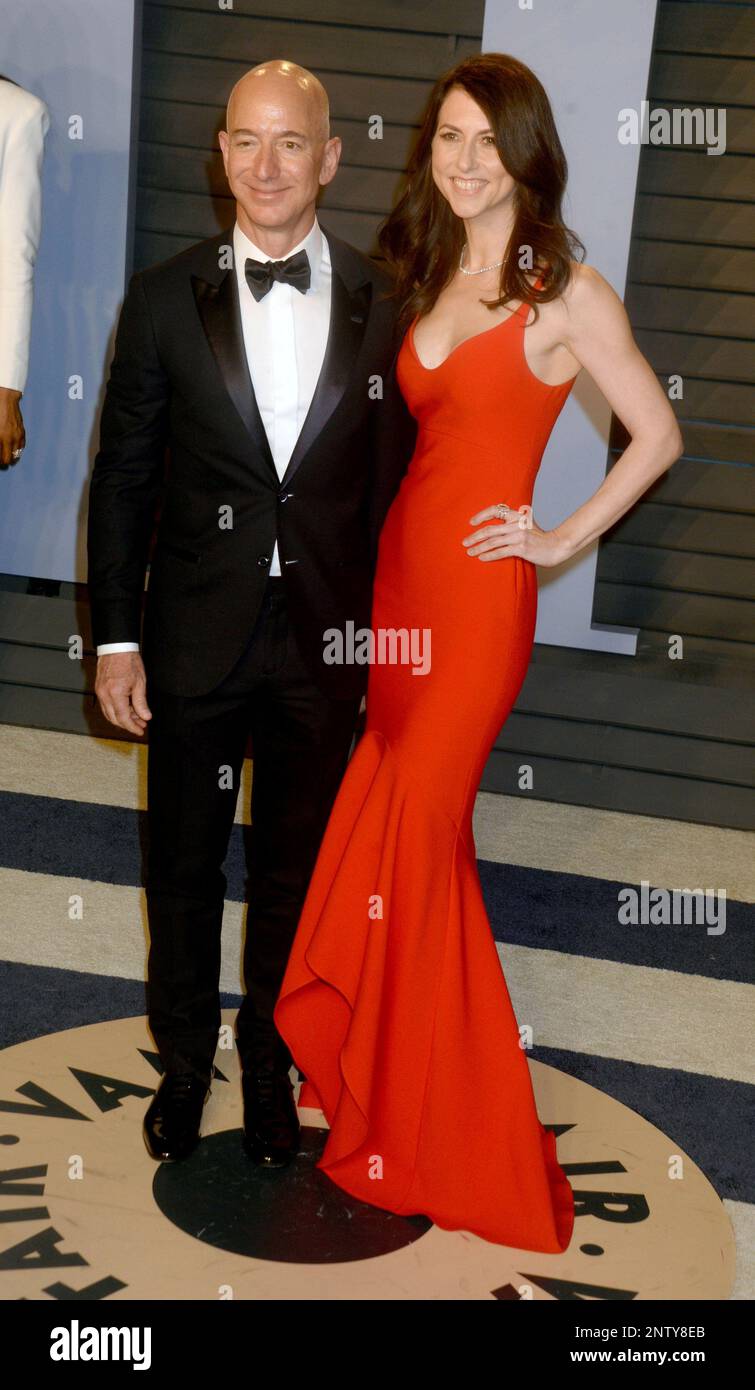 February 12, 2019 - The Jeff Bezos / National Enquirer American Media ...