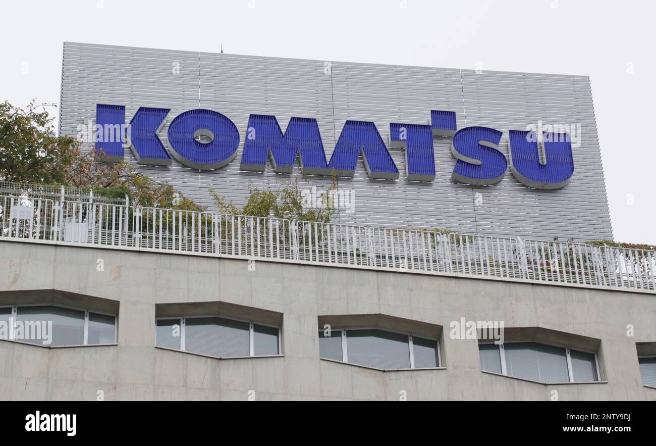 Komatsu Logo