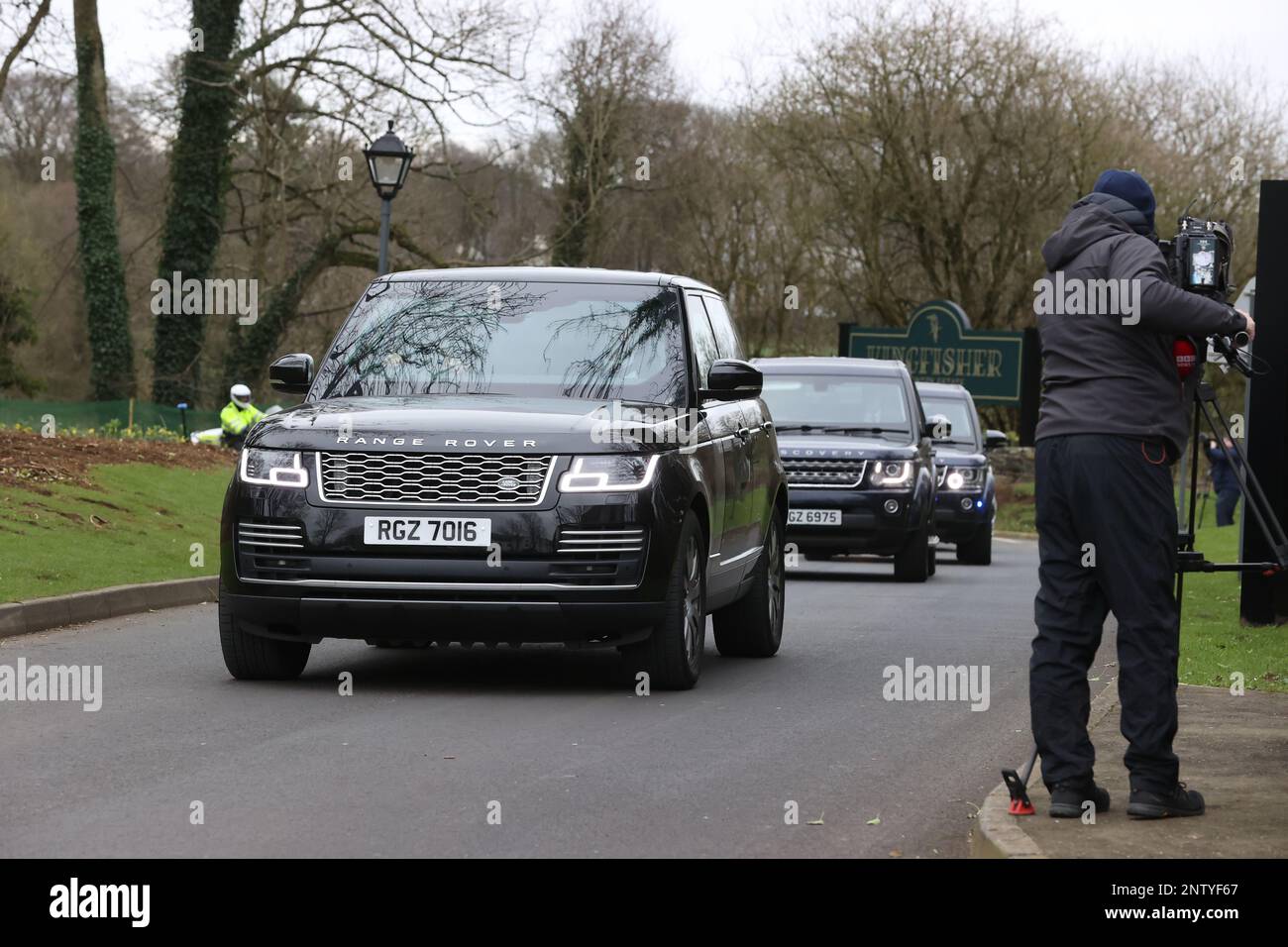 A car (front) carrying Prime Minister Rishi Sunak arrives at the Hilton ...