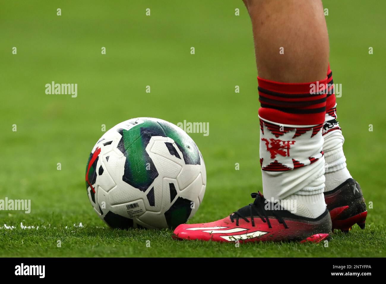 Official Carabao branded Puma matchball and Manchester United red devil ...