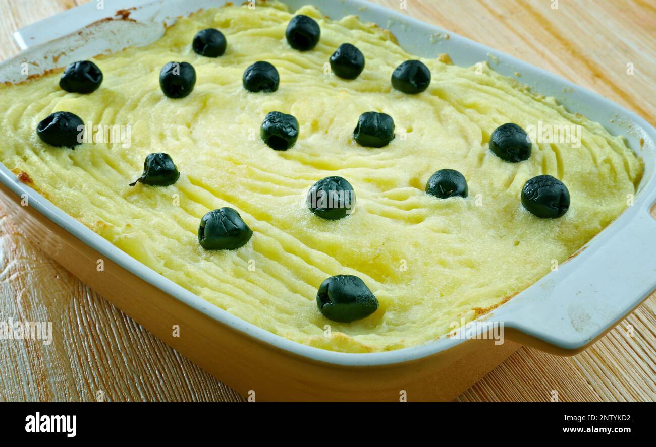 Bacalhau Ze do Pipo - Portuguese Cod Fish with potatoes. Casserole ...