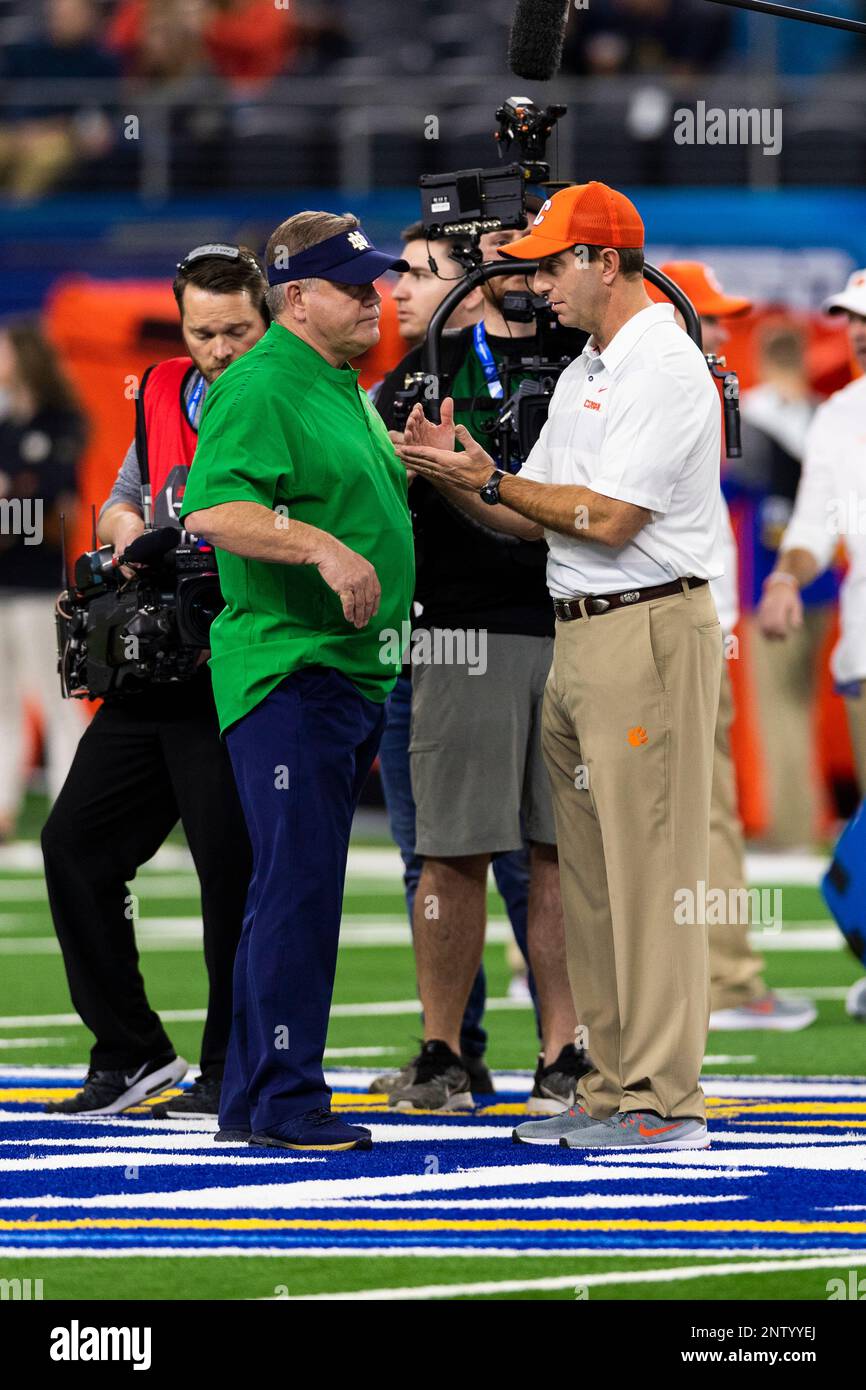 Notre Dame Fighting Irish head coach Brian Kelly and Clemson Tigers ...