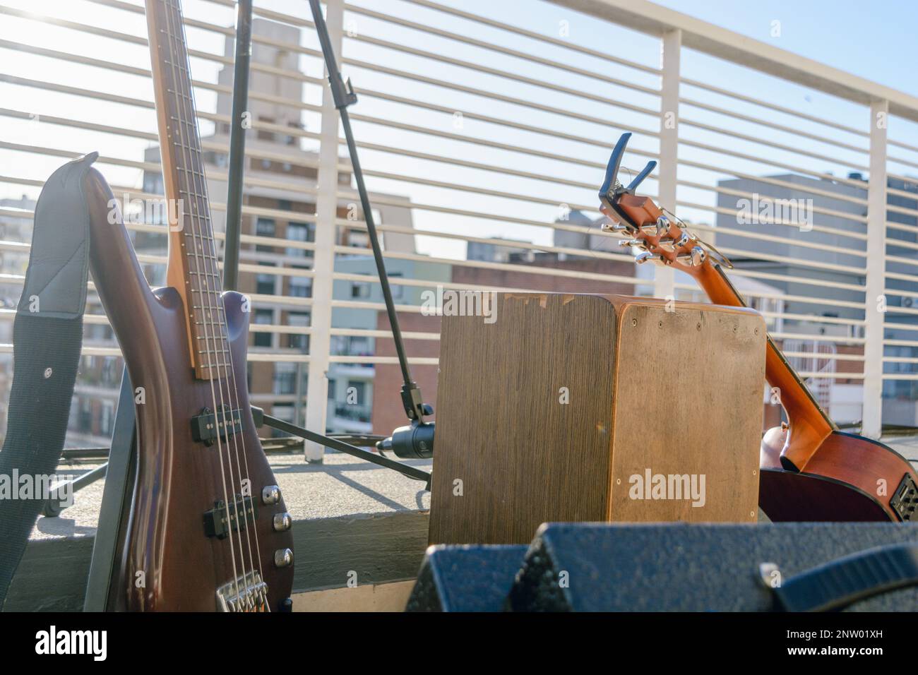 outdoor live acoustic music set with bass, guitar, flamenco speaker and ...