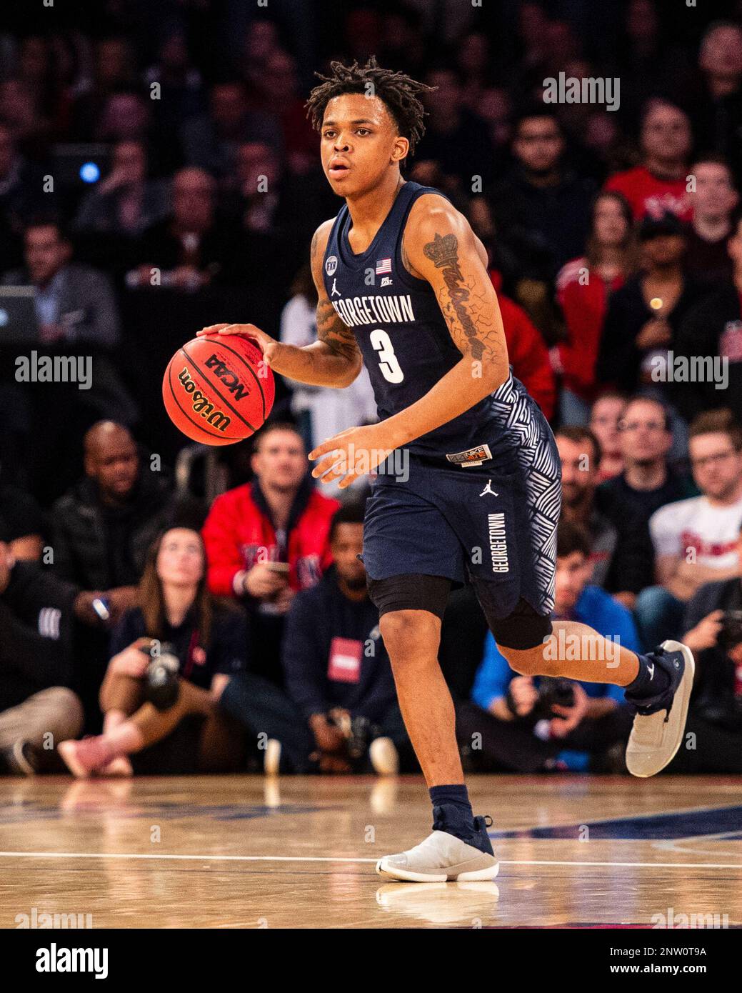 NEW YORK, NY - JANUARY 27: Georgetown Hoyas Guard James Akinjo (3 ...