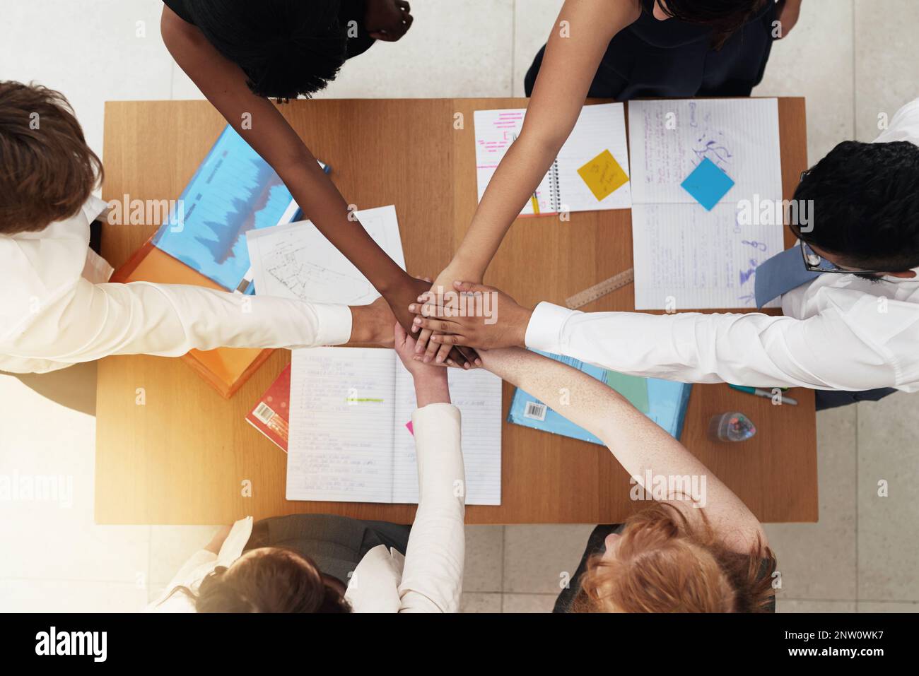Women reaching forward hi-res stock photography and images - Alamy