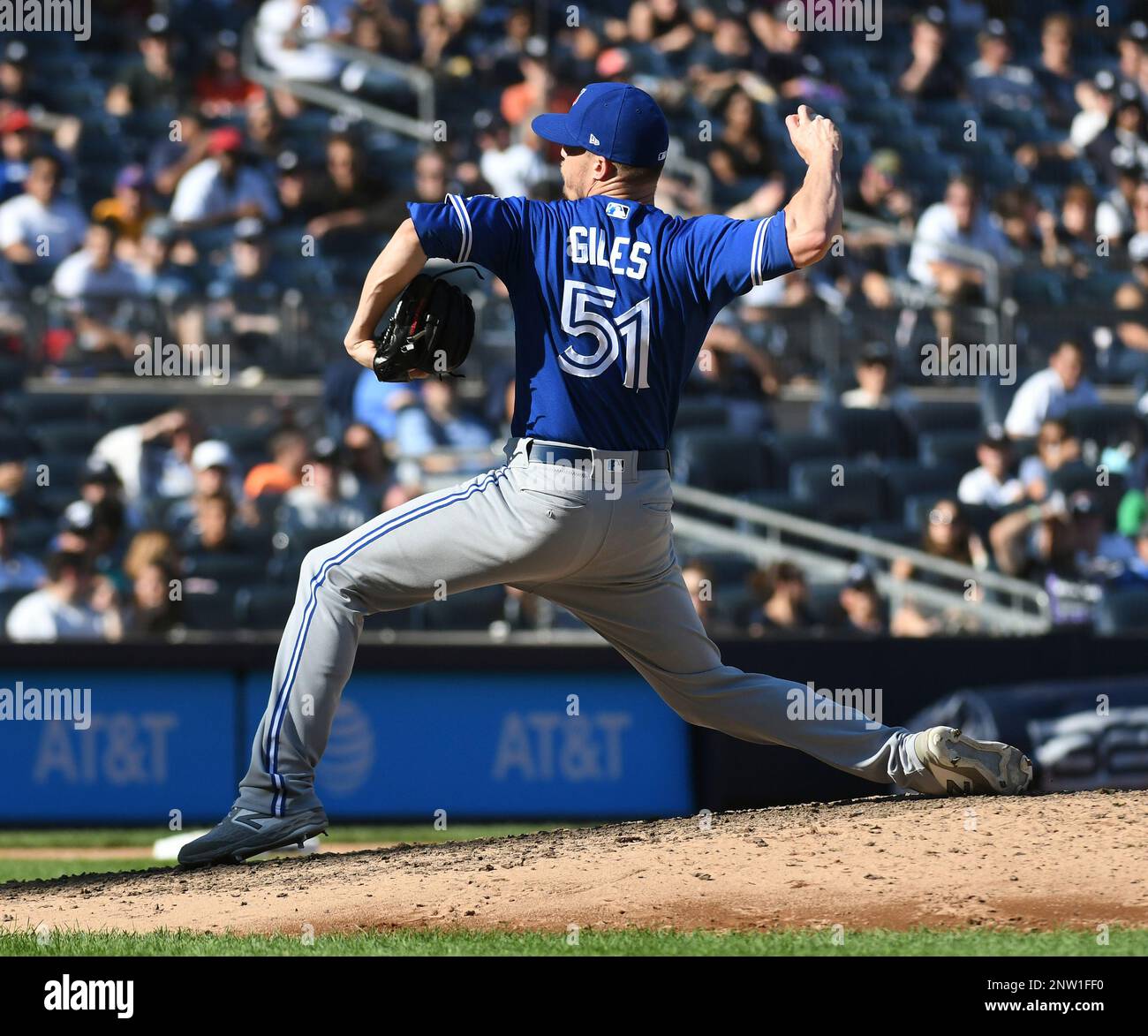 Toronto Blue Jays pitcher Ken Giles (51) during game against the New ...