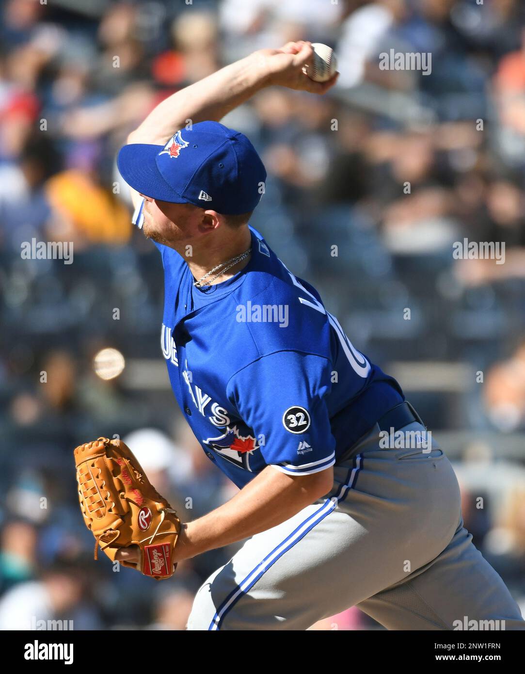 Toronto Blue Jays pitcher Mark Leiter (62) during game against the New ...