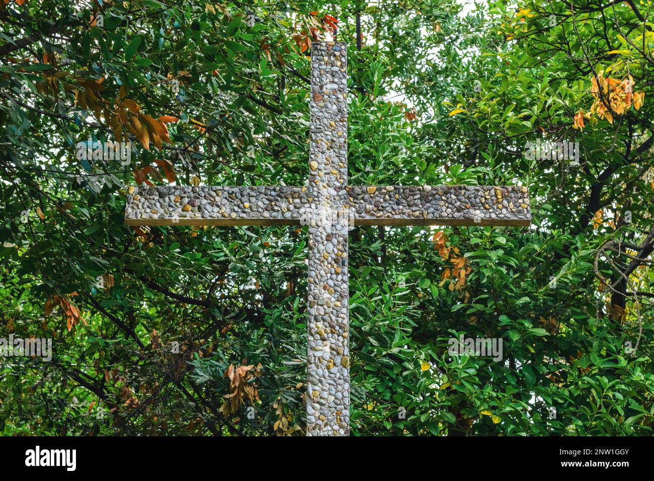 Cement cross hi-res stock photography and images - Alamy