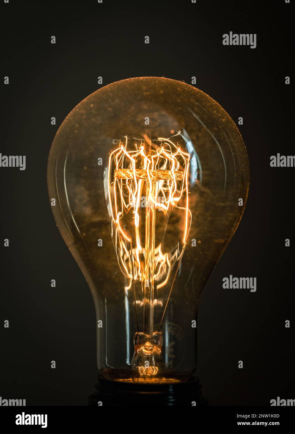 Edison lightbulb history hi-res stock photography and images - Alamy
